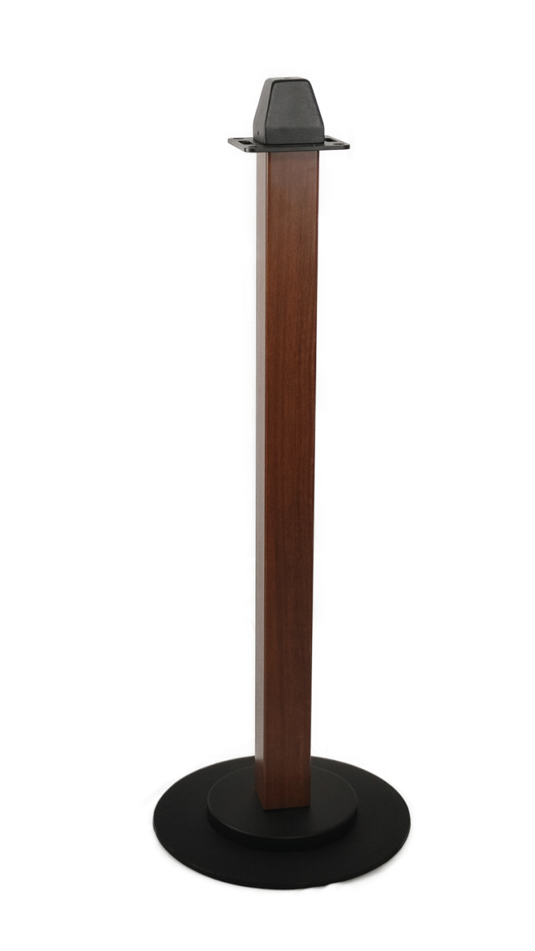 Wooden Outdoor Stanchions, Post and Rope Barriers